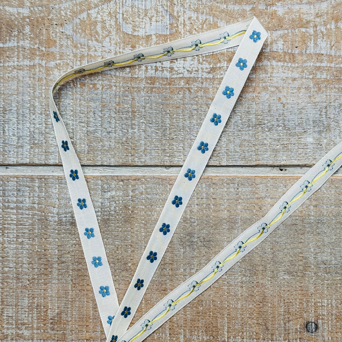 C. Pauli Ribbons - CP100321 Forget Me Not Flower - 10mm – Brooklyn ...