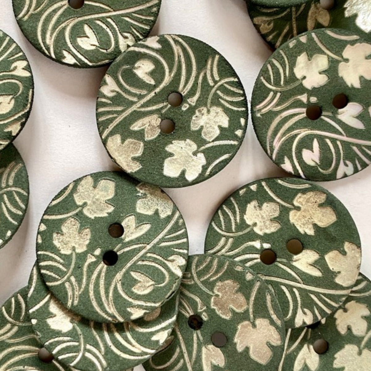 Textile Garden Buttons-5073- Matte Chalky Shell Greyish Laser with Las ...