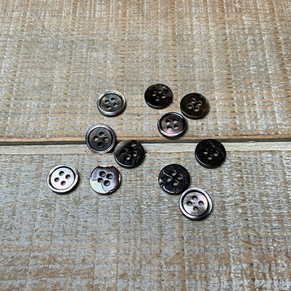 Textile Garden Button- 5418- 4 Hole Grey MOP Shell w/ Rim 12mm ...