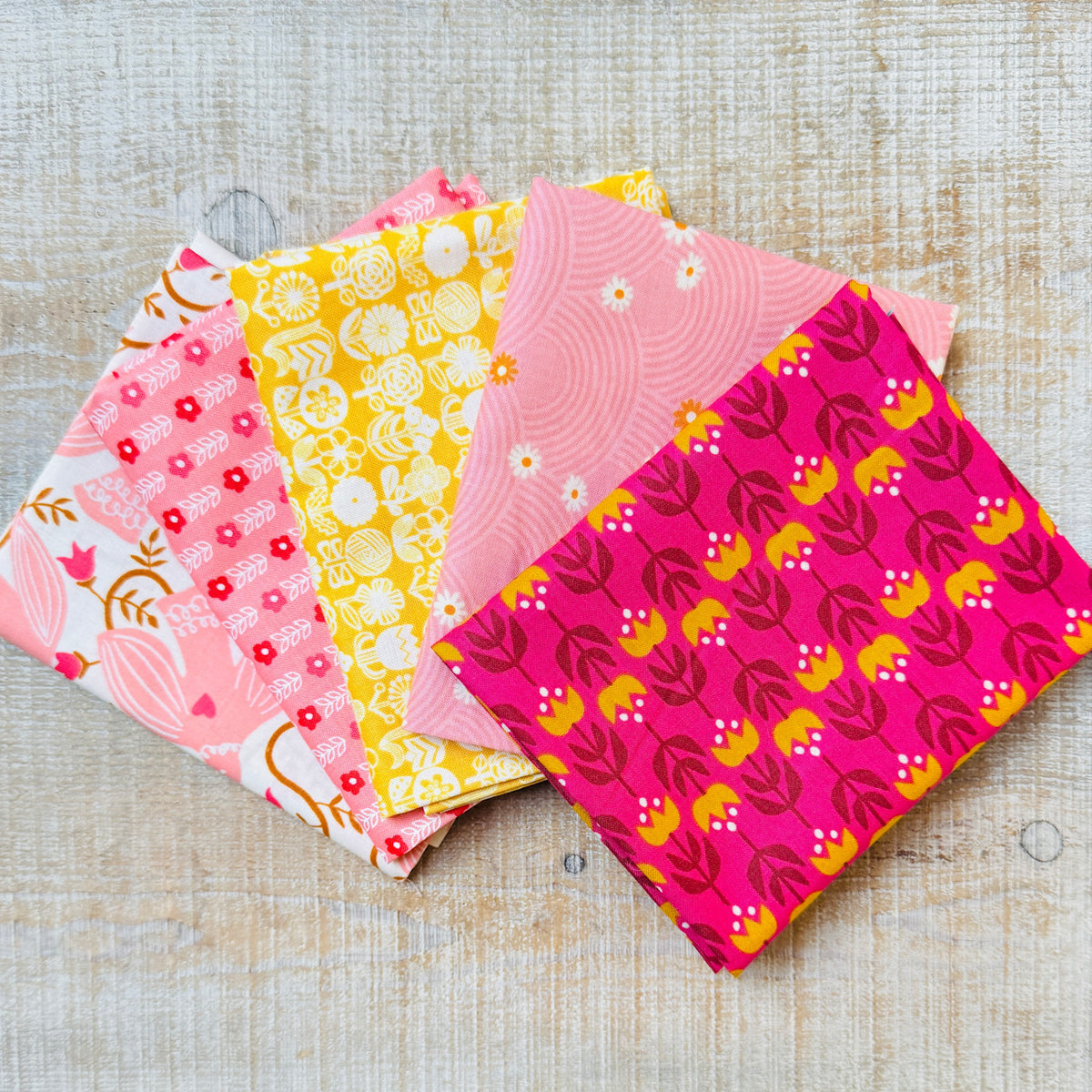 Fat Quarter Bundle Raspberry Bouquet – Brooklyn General Store