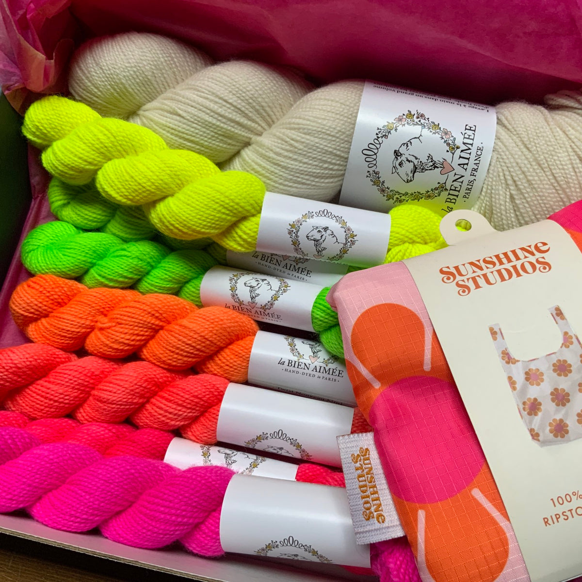 Hella Flower Power Cowl Bundle – Brooklyn General Store