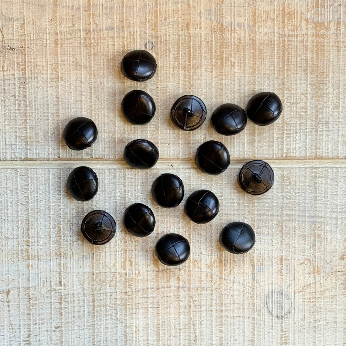 Dill Buttons Woven Leather Button – Brooklyn General Store