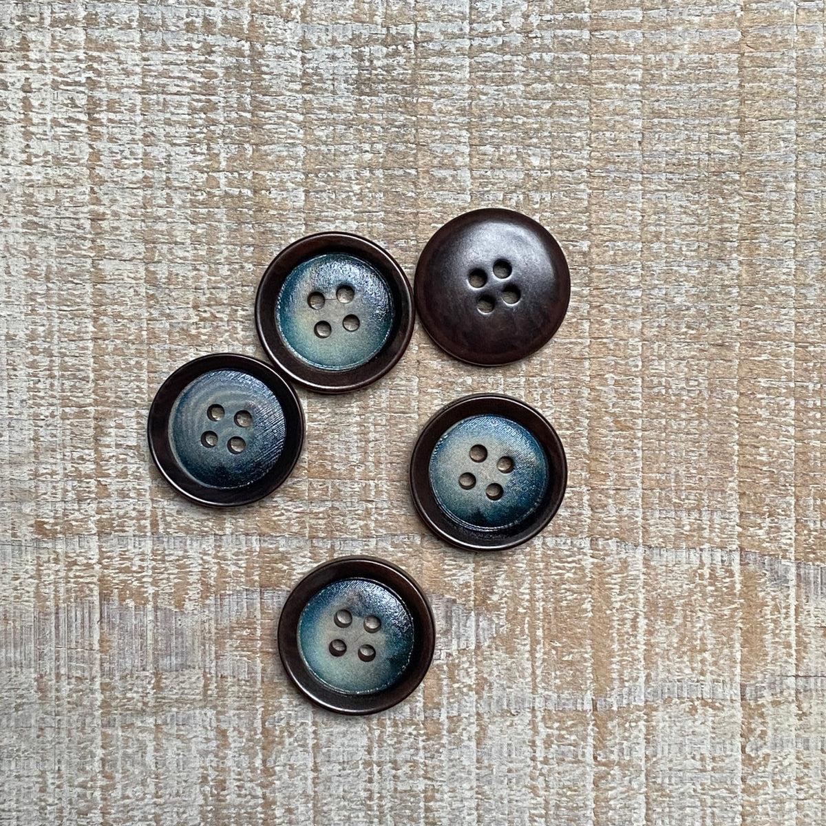 Textile Garden Button-Corozo 4-hole brown edge and shaded indigo cente ...