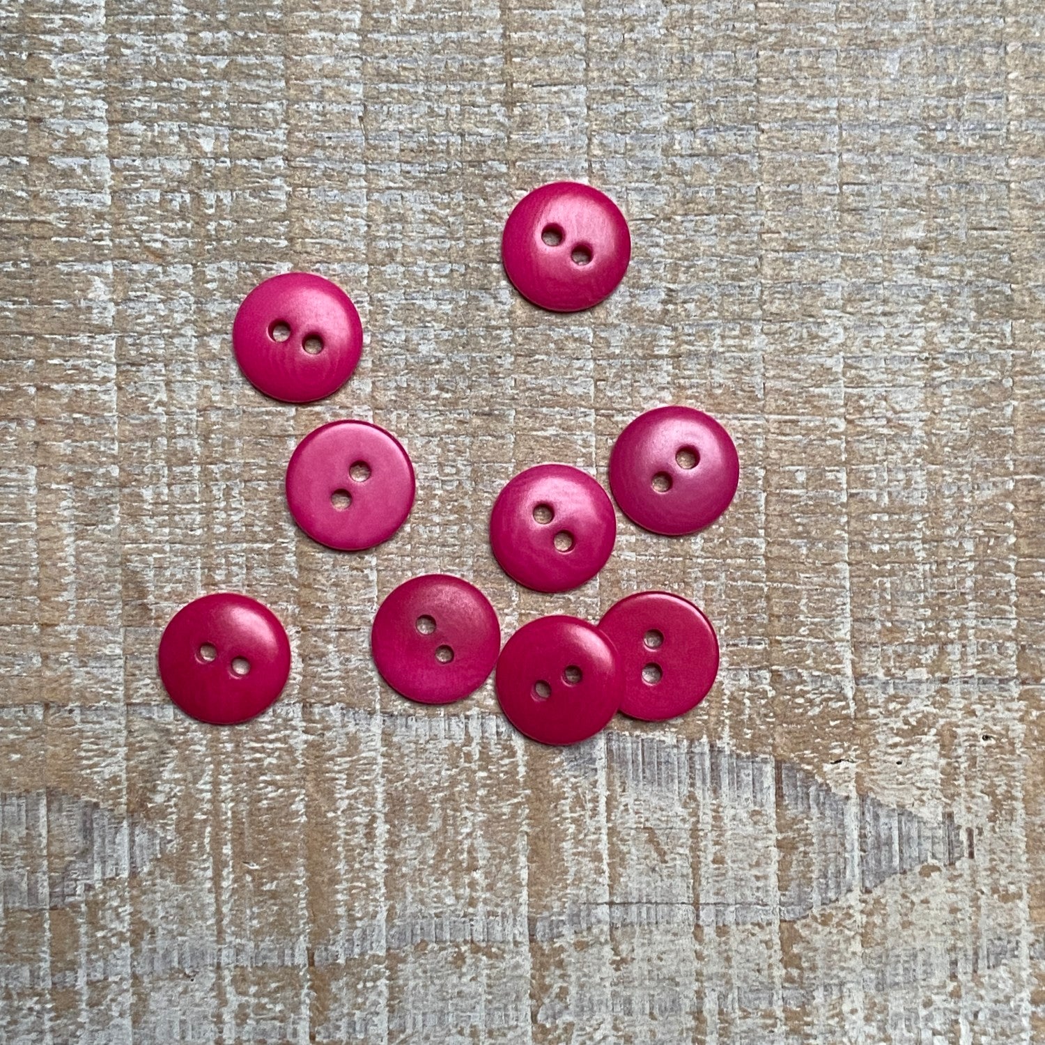 Textile Garden Button-Simple Bright Pink Corozo-4618-11mm – Brooklyn ...